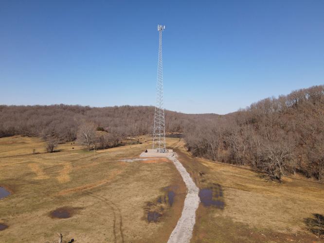 CN celebrates cell phone tower in Kenwood | News | cherokeephoenix.org