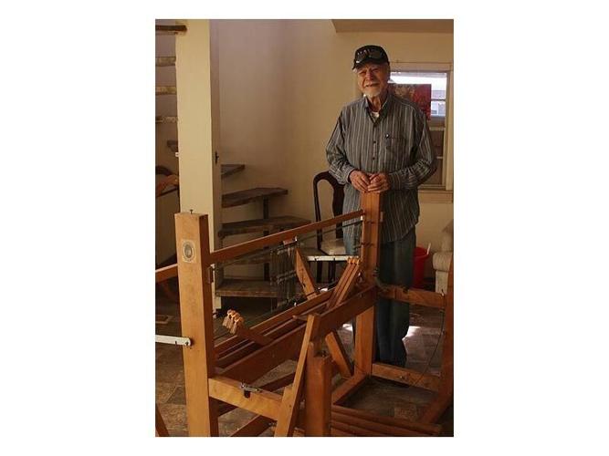 Cherokee citizen donates loom to revitalize weaving | Culture ...