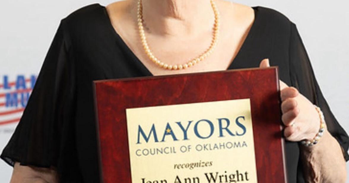 CN citizen and Stilwell mayor Jean Ann Wright wins OLM Mayor of the ...