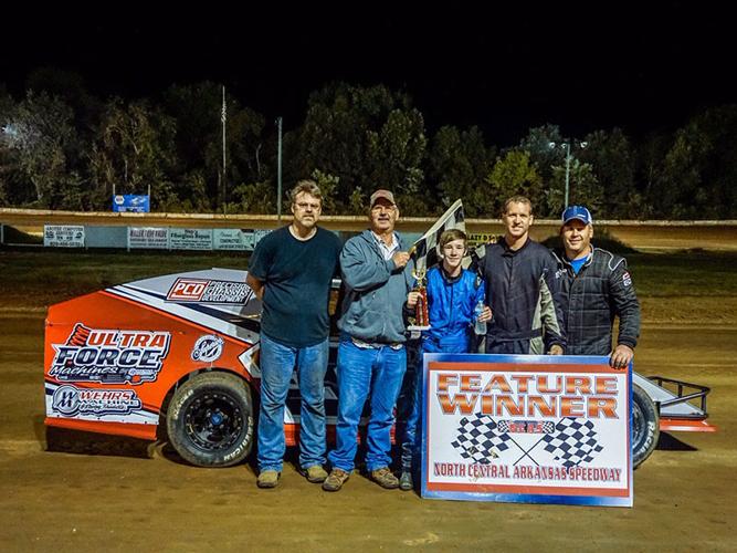 Cherokee race car driver has NASCAR hopes | Multimedia ...