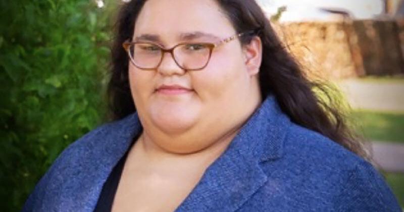 Future business leader Smoke earns service award | Education ...