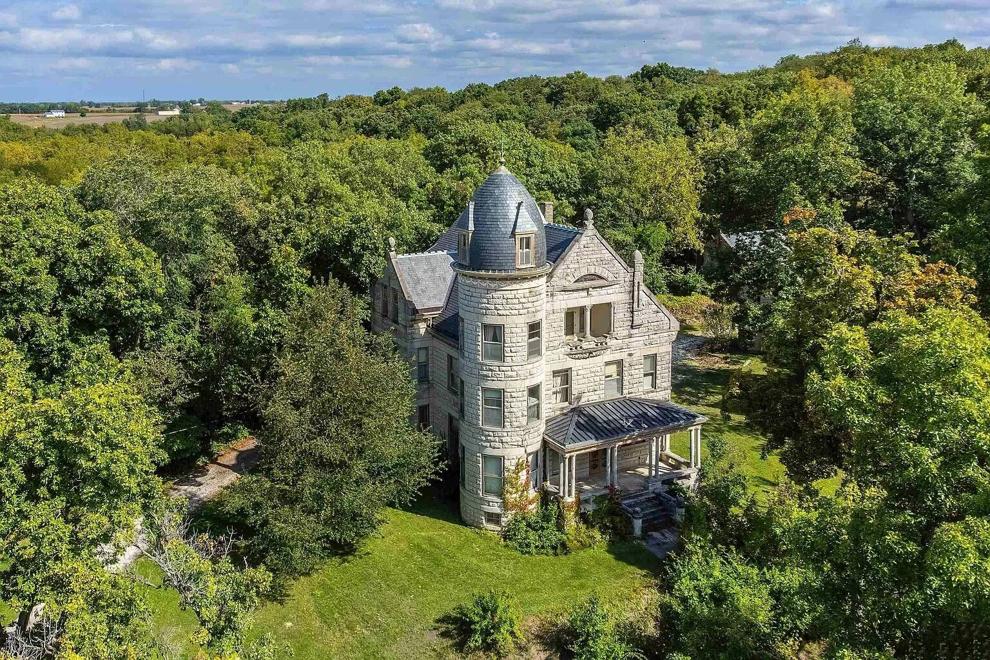 12 historic castles in Illinois to visit | Real Estate ...