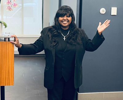 Debbie Robertson:Doorperson of the Month | People | chicagostarmedia.com