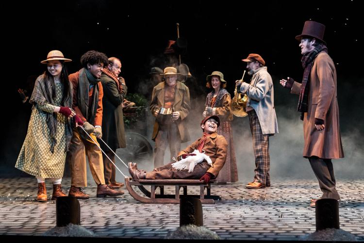 ‘A Christmas Carol’ opens at the Goodman Theatre | | chicagostarmedia.com