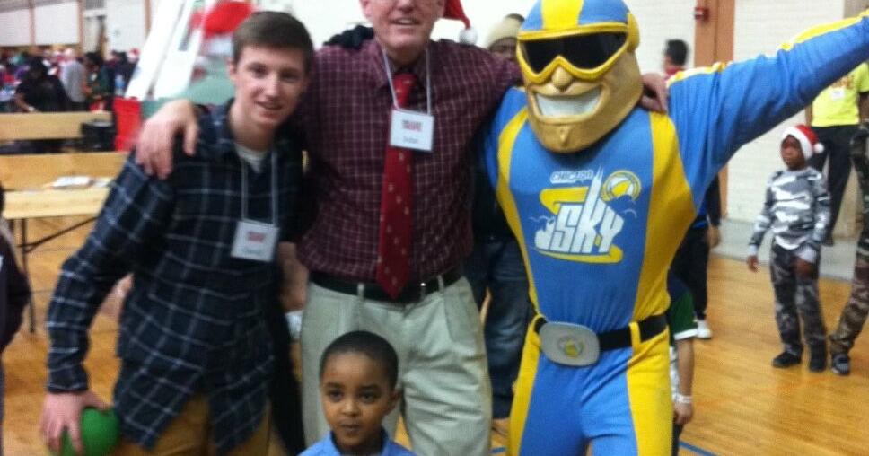 Oh no! Chicago Sky mascot “Sky Guy” on the way out | Opinion ...