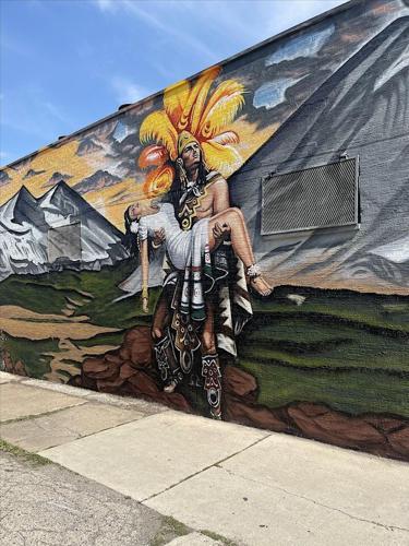 Explore Chicago with viral historian Dilla's bus tours | Events ...