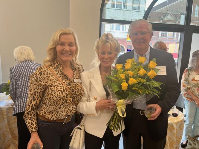 PAWS Chicago dedicates medical center to visionary donors ...