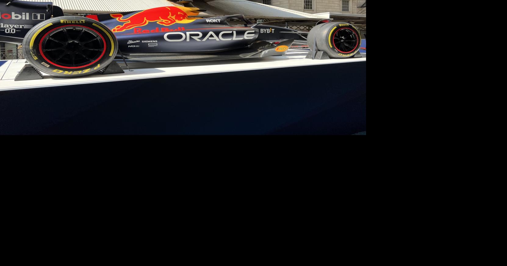 Formula 1 takes over the “L” train | | chicagostarmedia.com