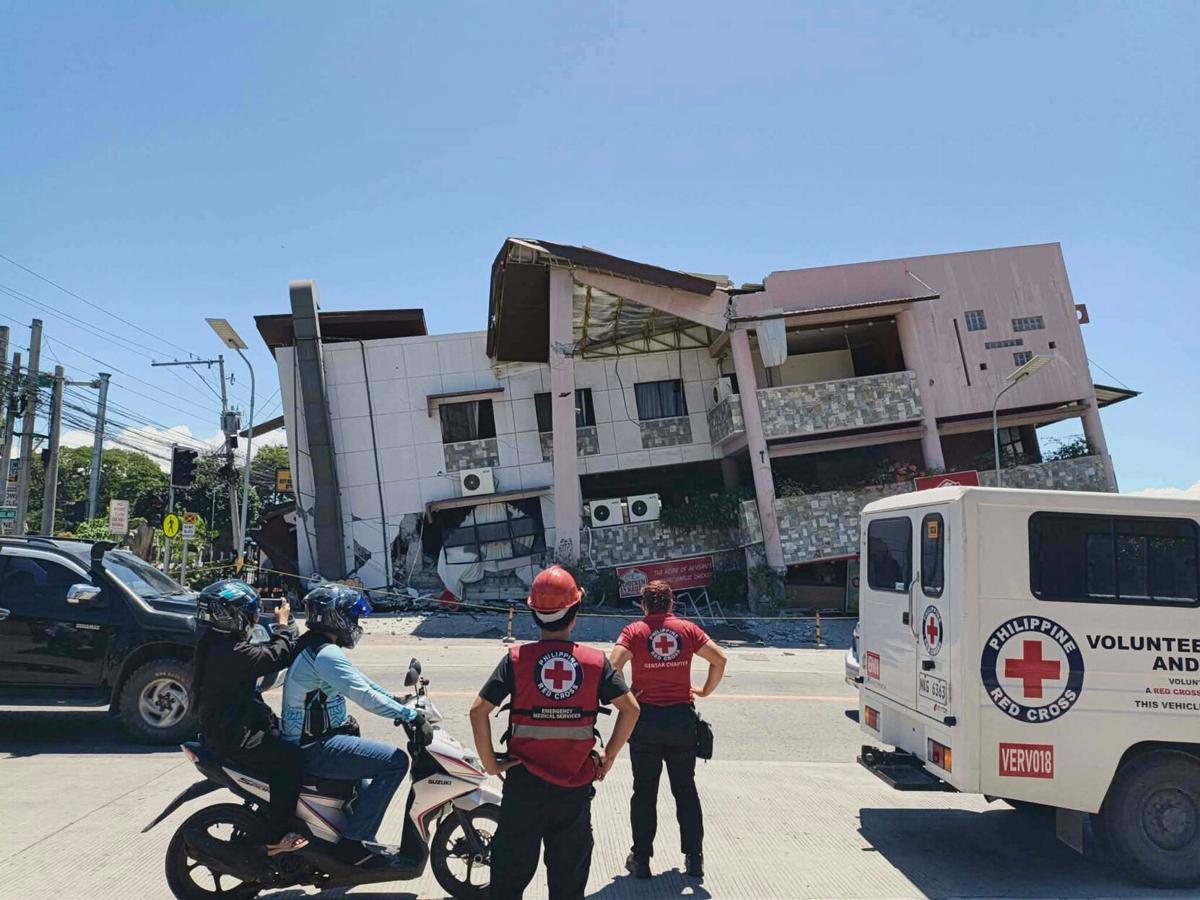 Philippines Earthquake | Wire | chronicle-tribune.com