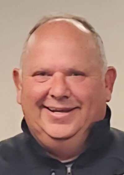 Danny Combs resigns from school board | News | chronicle-tribune.com