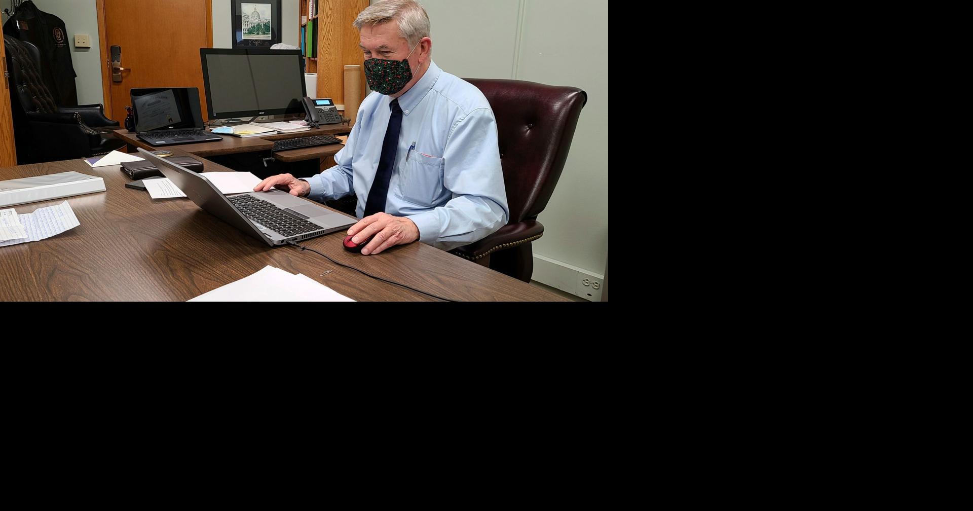 Retired Judge Haas looks back on law career | News | chronicle-tribune.com