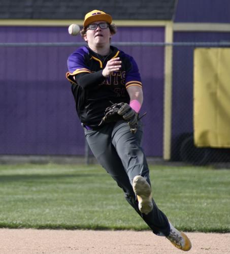 Strong pitching pushes M-G over Giants | Sports | chronicle-tribune.com