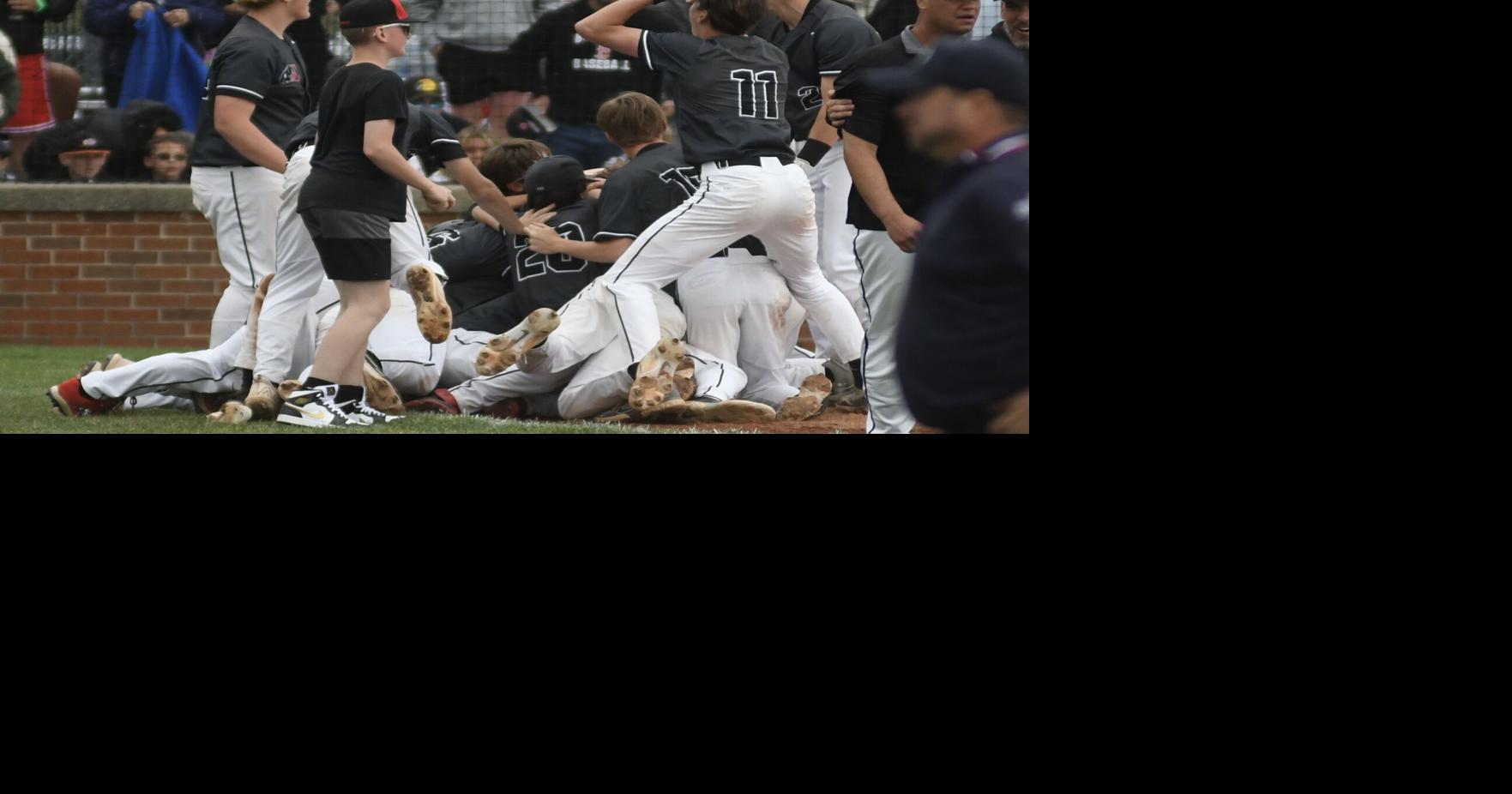 Eastbrook walks off with thrilling sectional title | Sports | chronicle ...