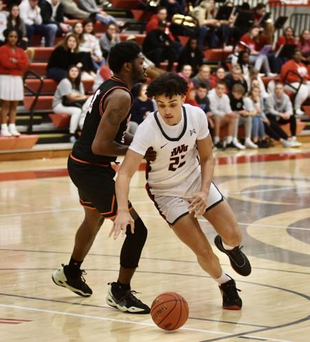 Wildcats rout Union in home opener | Sports | chronicle-tribune.com