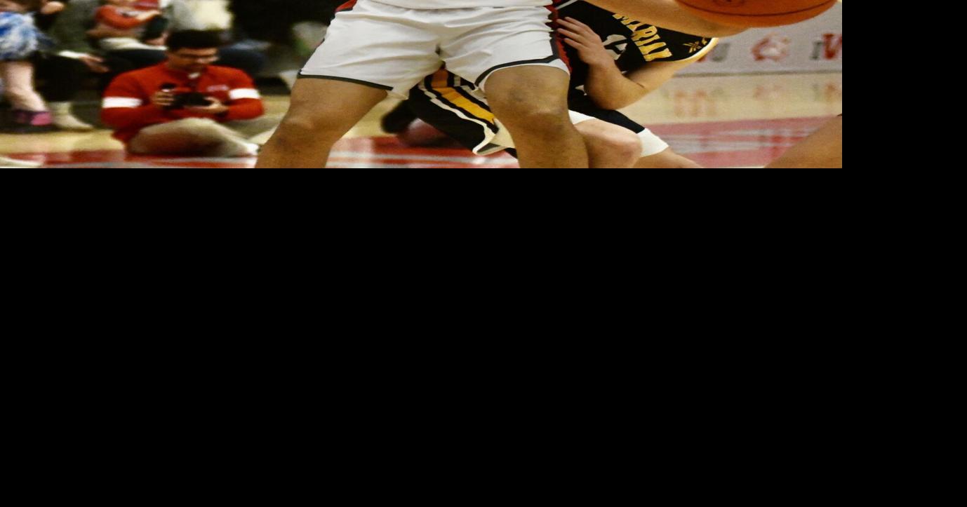 IWU men well honored in CL awards | Sports | chronicle-tribune.com