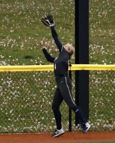 Oak Hill's hot start cooled by Frankton | Sports | chronicle-tribune.com