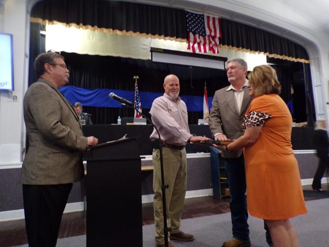 Tim Hodge joins Levy County Commission | Local News | chronicleonline.com