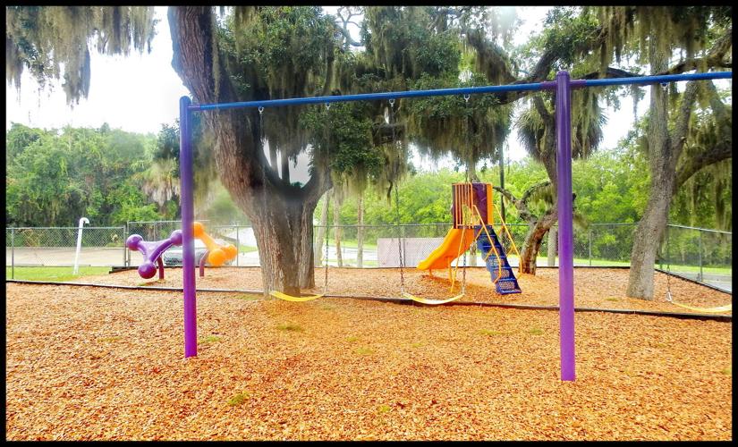 Cedar Key School PTO holds ribbon cutting for two new playgrounds ...