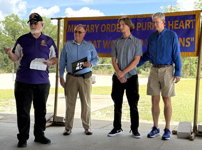 Purple Heart chapter honors local scholars | Veterans | chronicleonline.com