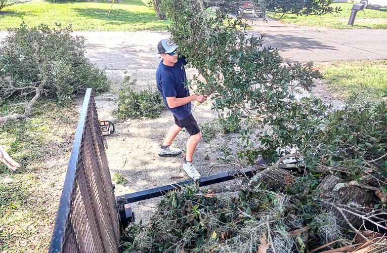Photo gallery: Helene cleanup begins | Hurricane Guide ...