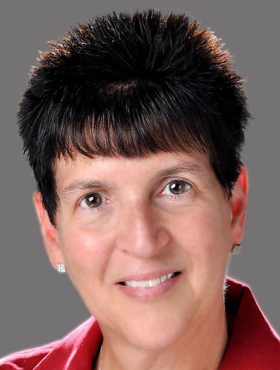 Commissioners bid goodbye to Pearson | Local News | chronicleonline.com