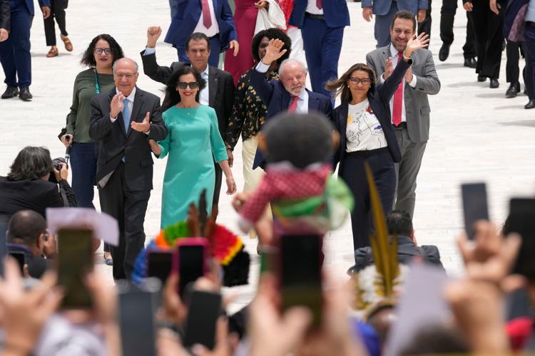 Brazil’s Lula vetoes bill that could reduce Bolsonaro’s prison time ...