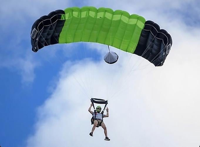 ‘Diver Dave’ set to beat state skydiving record on his 31st birthday ...