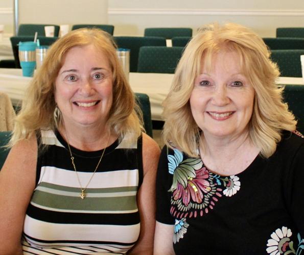 Life in Ocala Palms: Ocala Palms gets tropical at final summer show ...