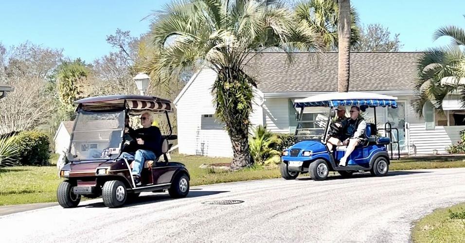 101-year-young Oak Runner treated to surprise golf cart parade ...