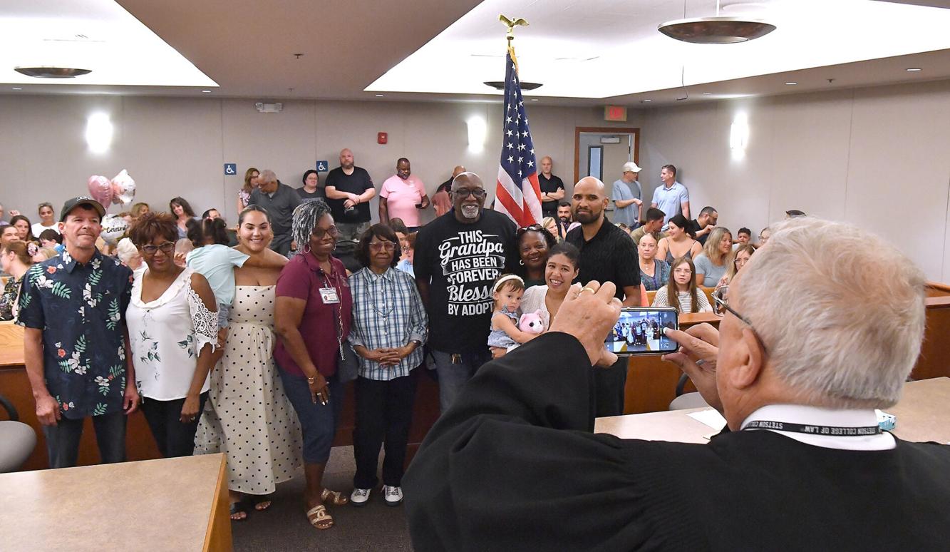 Veteran Circuit Judge Richard 'Ric' Howard dies at 72 | Crime & Courts ...