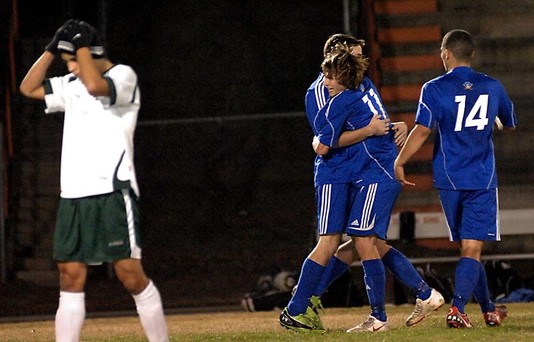 Gold-plated! | Sports | Citrus County Chronicle | chronicleonline.com