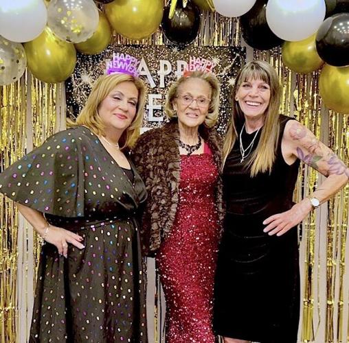 Oak Runners welcome New Year at Palm Grove Club | Marion Citizen ...