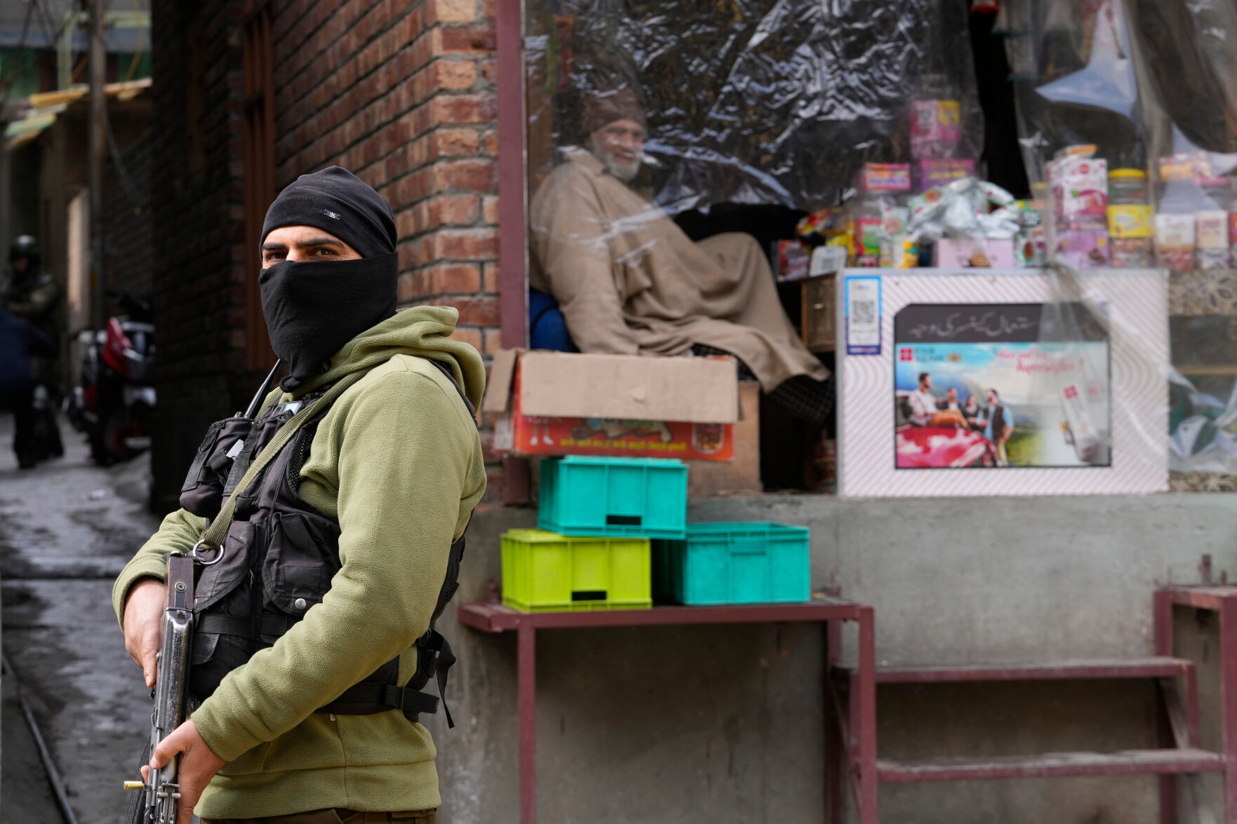 India Kashmir Security | Nation / World AP news of the day ...