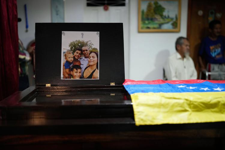 Hundreds more in Venezuela say their loved ones are political prisoners ...
