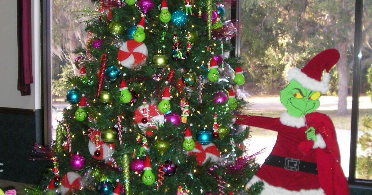 Trimming trees for a parade | Entertainment in Citrus County ...