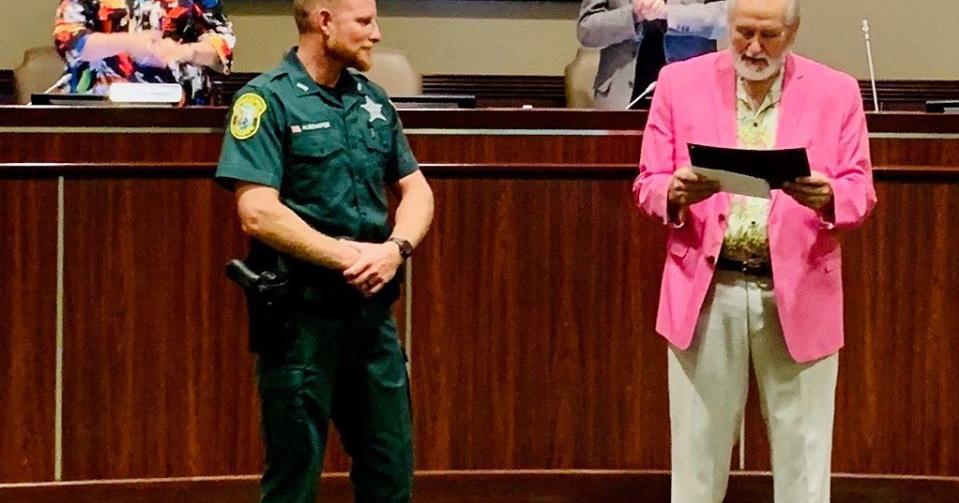 Inverness gives award to deputy after saving injured boy | Local News ...