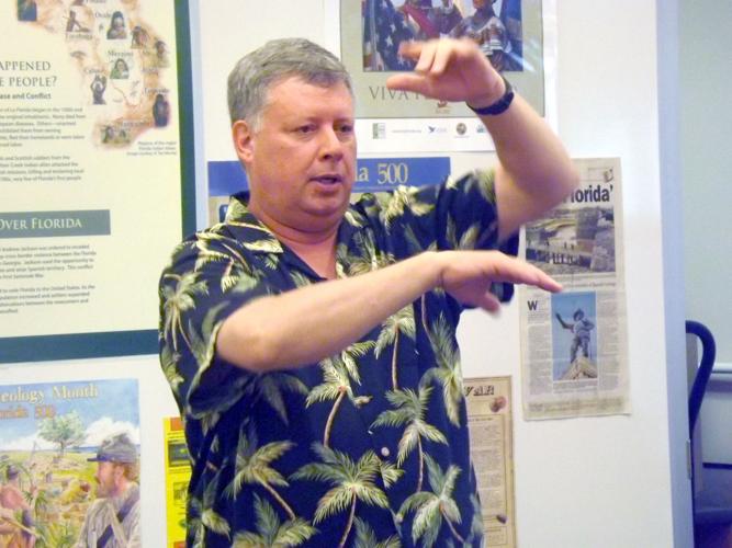 Author Tim Dorsey's iconic character Serge no stranger to Homosassa ...