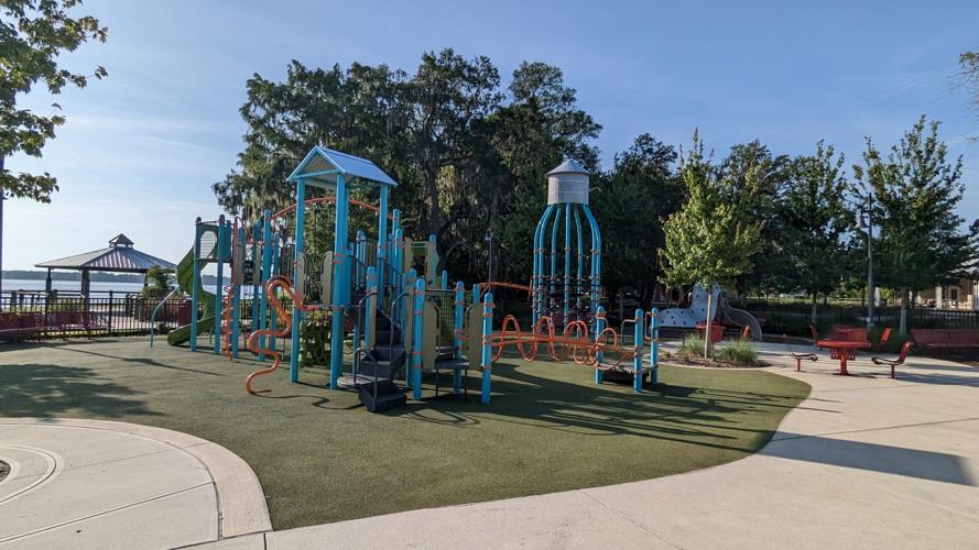 Inverness ‘throws shade’ to provide shade | Local News ...