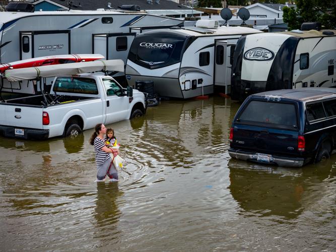 Heavy rain, high tides cause flooding along stretch of Northern ...