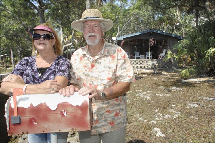 Homosassa: Island dwellers enjoy life off the grid | Local News ...