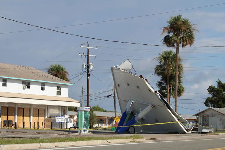Clean-up efforts underway in Cedar Key following Hurricane Idalia ...