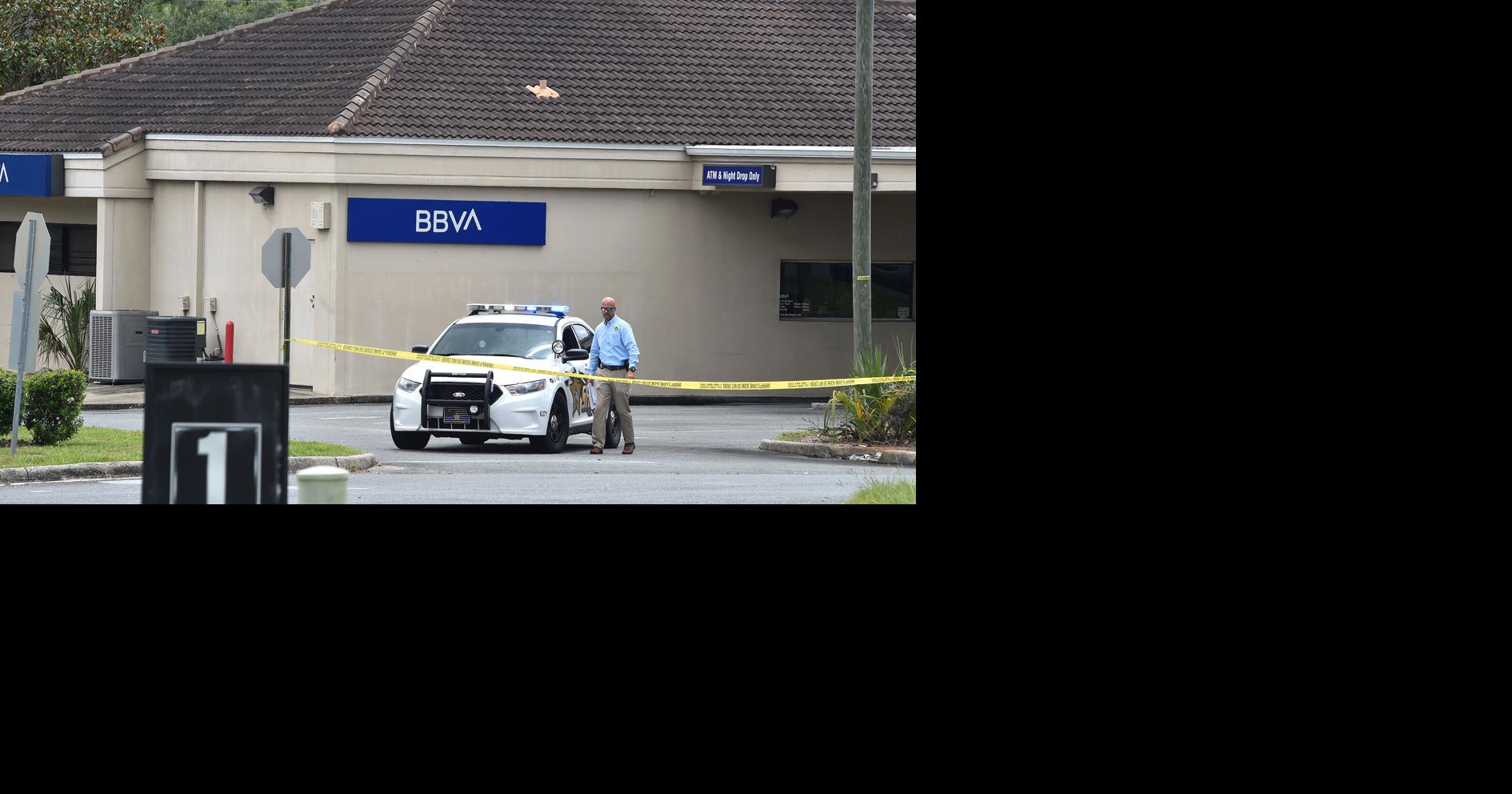 Authorities seeking suspect in bank robbery | Local News ...