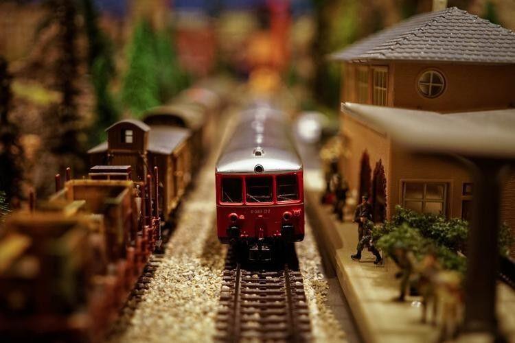 CF Webber Gallery rolling out 28th Annual Holiday Train Display | Local ...