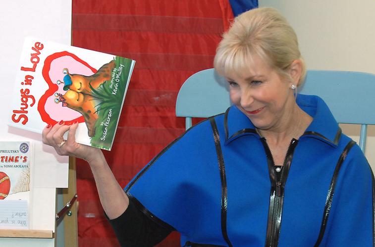 Florida's first lady pays visit to Crystal River Primary School ...