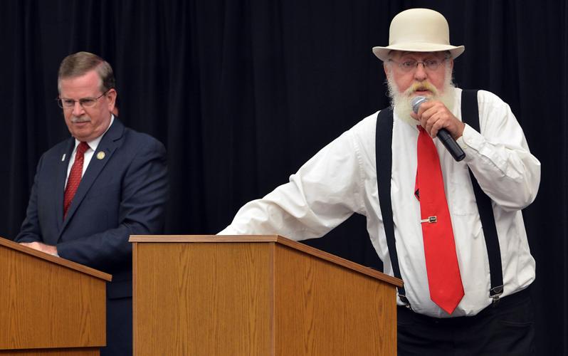 Congressional, local candidates vie for votes at forum | Local News ...