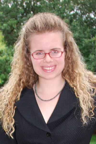 FOSTER ON FILM REVIEW: New Dracula film filled with expressive faces ...