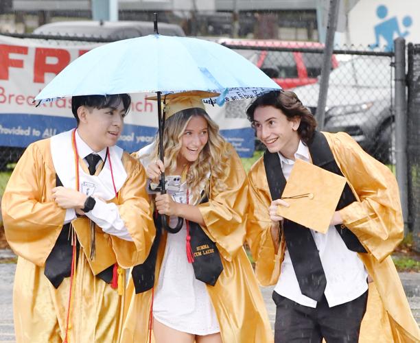 CHS Hurricanes make landfall on graduation stage | Local News ...