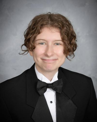Hailey Humphrey | Graduation 2021 | chronicleonline.com