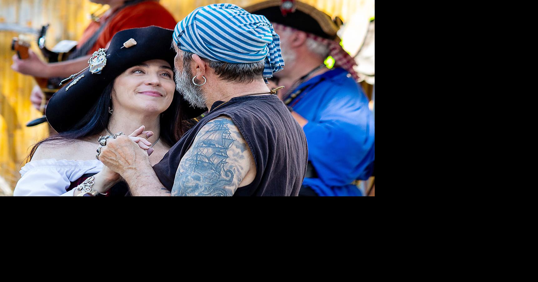 Pirates take over Crump’s Landing for annual Pirate Invasion | Local ...