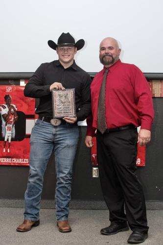 Outstanding Tigers recognized at banquet | Sports | chronicleonline.com